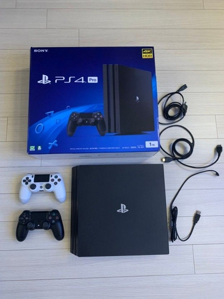 PlayStation 4 pro ps4 1tb 50шт топ игр  2 джойстик