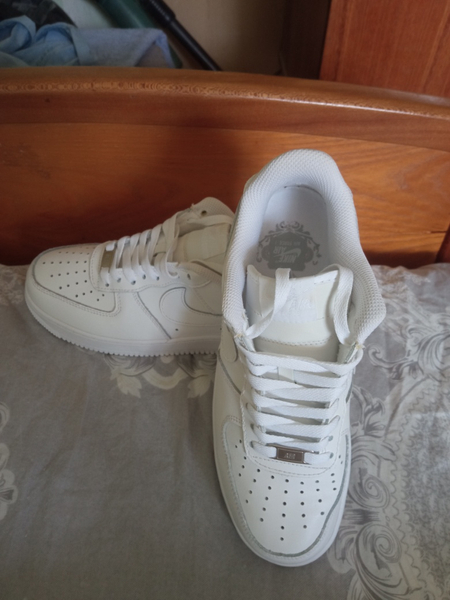 Срочно продам Nike air force 1
