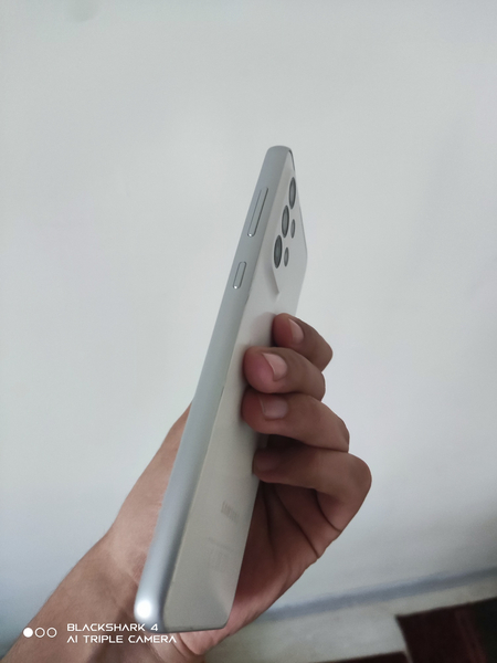 Samsung Galaxy A33 5G sotiladi