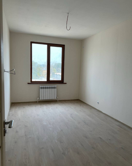 срочна продаётся Алмазар сити 2 комната