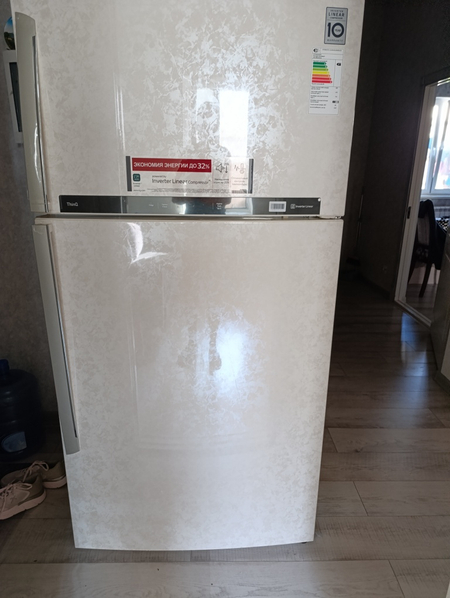 Продается холодильник  LG GR-H802HEHZ