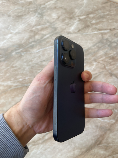 Iphone 15 pro, 128gb, KHA dokument karobka bor!