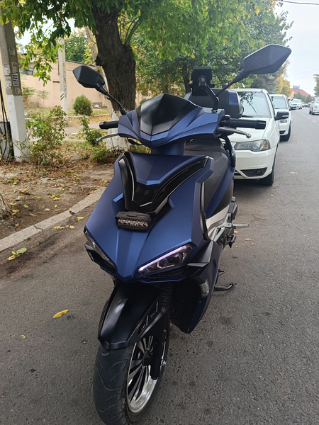 Продам скутер Италия р3