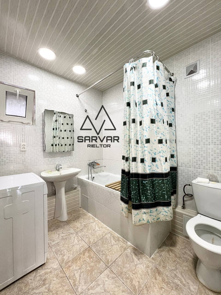 Продам 3/4/4 Буюк Ипак йули Буз базар анор банк 77 серия