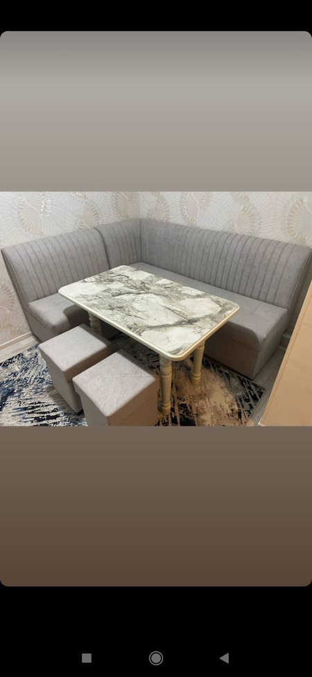 Yumshoq mebel oshxonaga Stoli bilan Toshkent