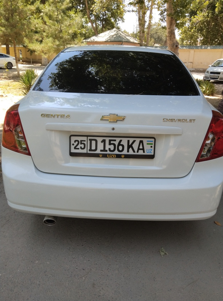Ласитти жентираю