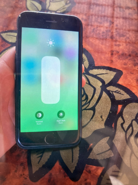 Iphone Se2020 64 lik