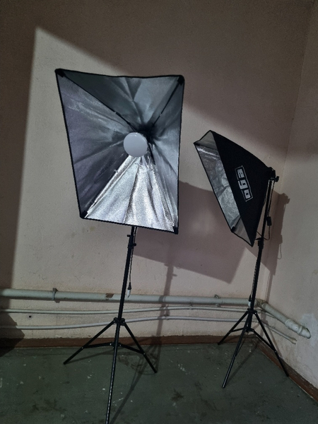 Lampa, Svet, Ikkita