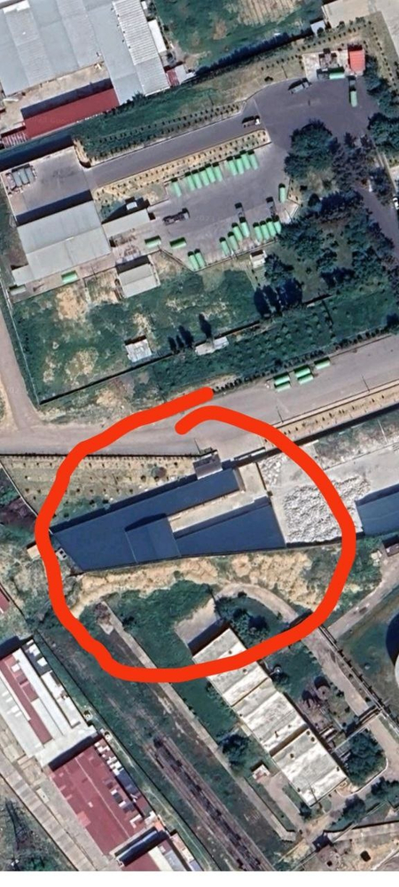 Действующая база со складскими помещениями