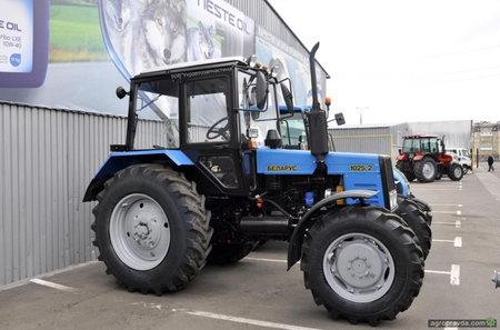 Tractor Belarus1025