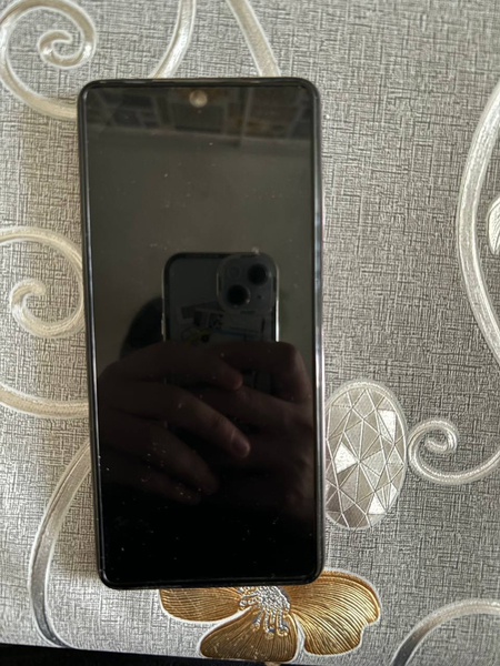 Poko x 3 pro 256 на запчасти