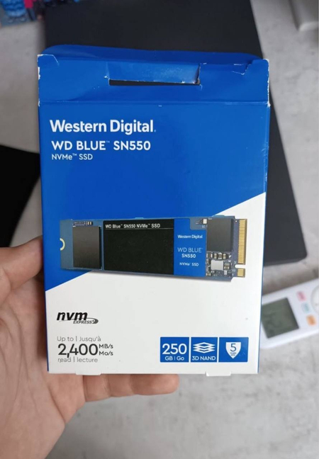Ноутбук Lenovo V15 / new