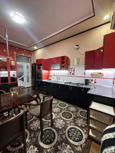 Продаётся Евродом на ул. Катта Кани, 5-соток (N 8562)