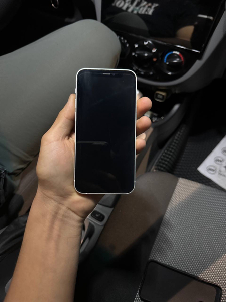 Iphone 12 mini sotiladi