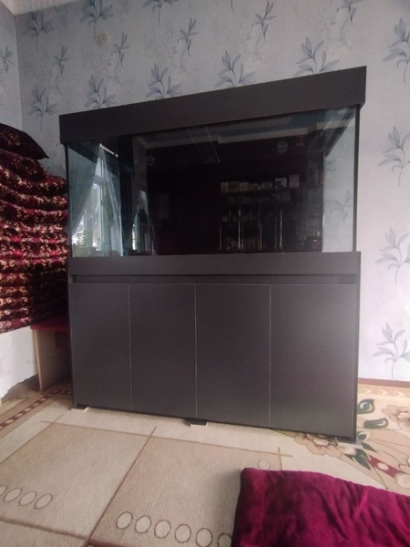 Akvarium 570 litr yangi