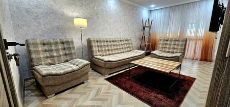 Продаётся 3/4/5 Максим Горький