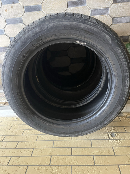 Malibu 2 225 55 R17 Turanza ballon