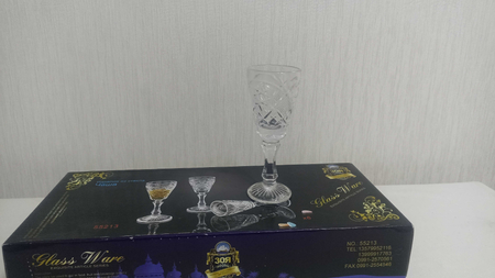 Продаются рюмки. Рюмкалар сотилади