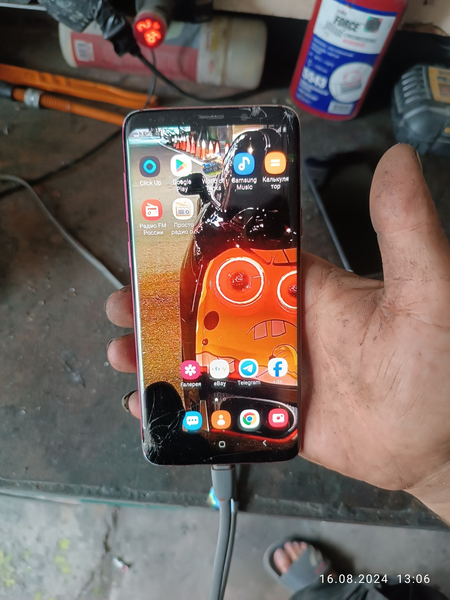 Продается Samsung galaxy S9+