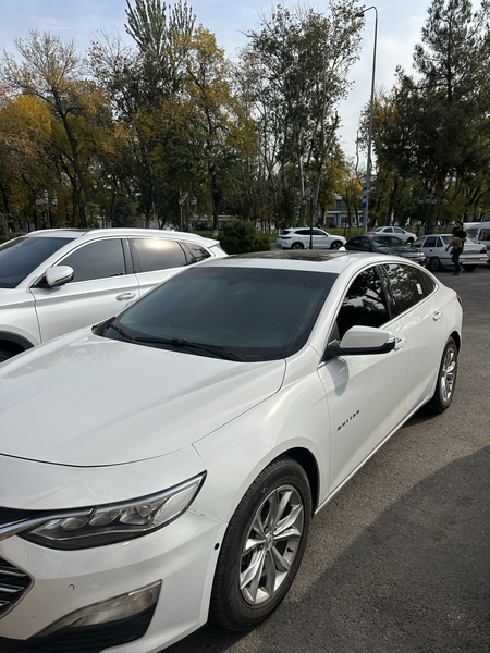 Malibu 2- 2 turbo sotiladi yoki variantga beriladi