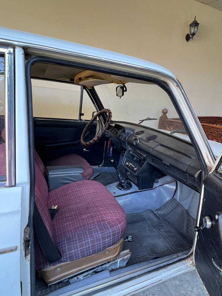 vaz 2103 jiguli  .