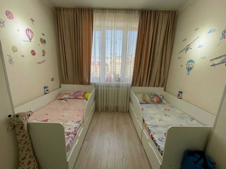 Продаётся квартира в Ташкенте 4/7/9 93 м², улица Олтин тепа (J2570)