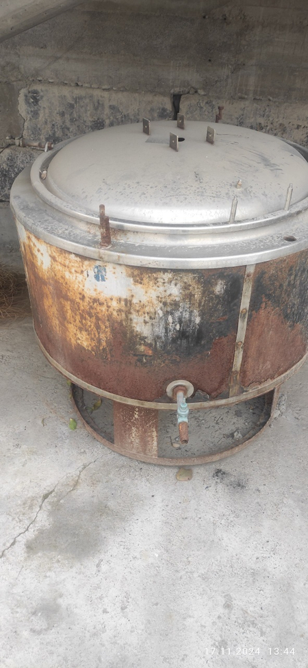 Котёл sotiladi ..