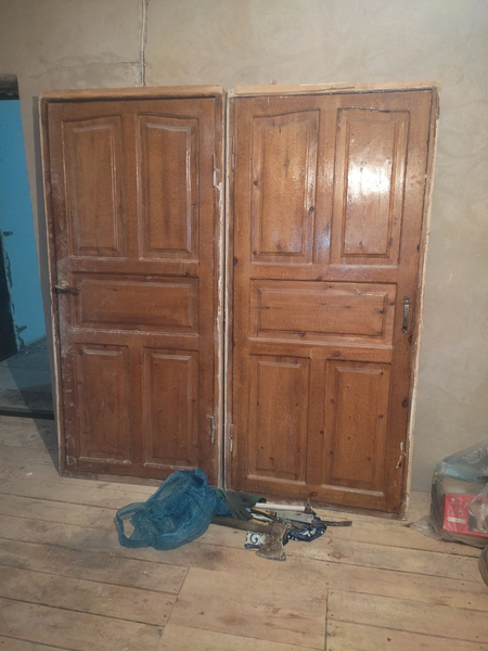 Двери из чистого дерево
