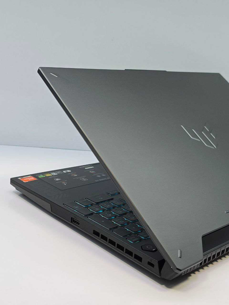 ASUS Tuf Gaming.