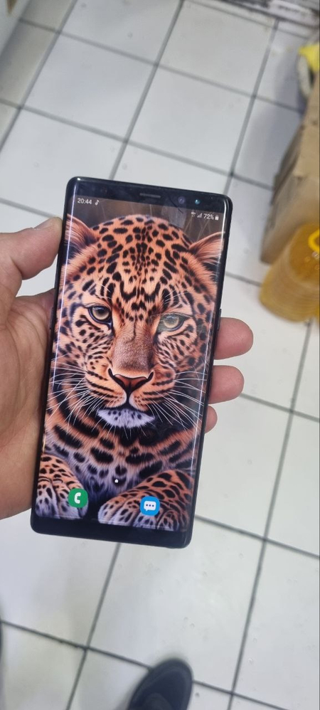 Samsung not 8 sotiladi