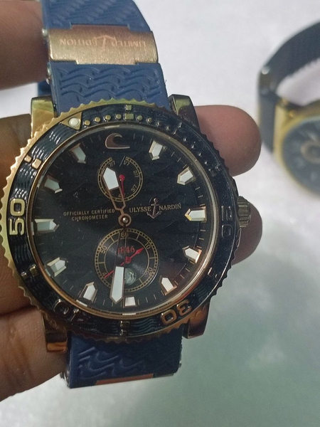 Ulysse nardin
Holati yaxshi, mexanika
Ichidegi hamma funksiyasi ishlid