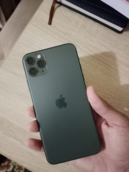 Iphone 11 pro max sotiladi