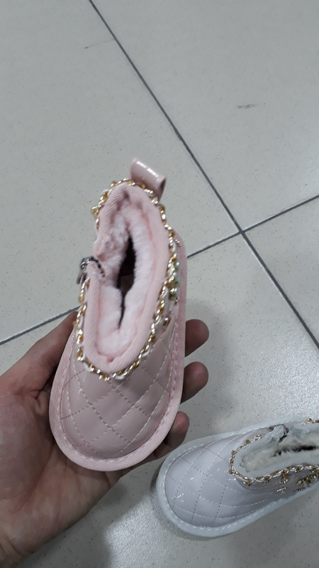 Стильные детские угги для самых маленьких ножек