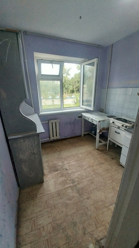 2 хонали, 2 чи этаж уй, зудлик билан сотилади.