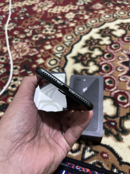 Iphone 8 plus ideal sastayania qidirganlaga