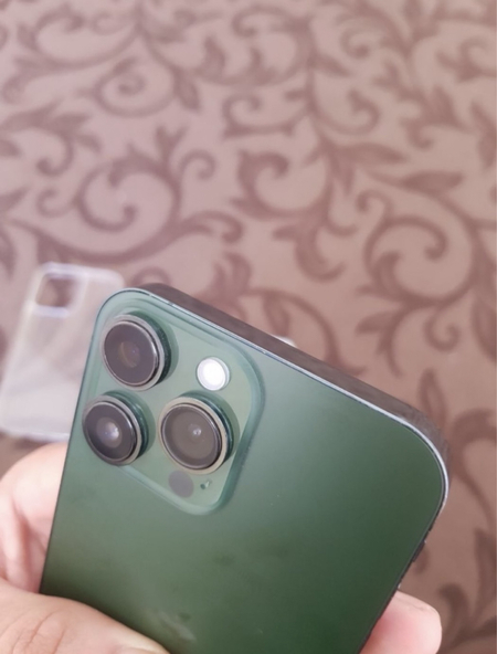 Iphone XR 14 pro korpusda 128 gb