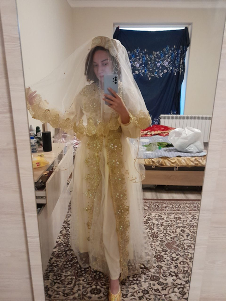Sarpoga 8 dona kiyimlar xammasi bita narxda juda arzon