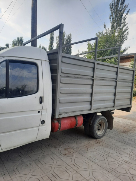 Zudlik bilan sotiladi