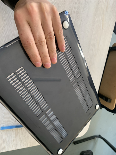 MacBook pro 2017 core i5 8/128