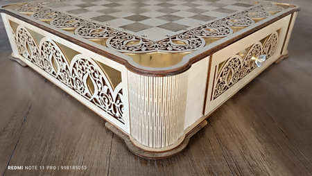 Shaxmat fanerdan qilingan. Шахматы из фанера из хдфа