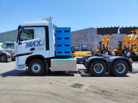 Газовый седельный Тягач HOWO MAX в наличии ТАШКЕНТ!!!