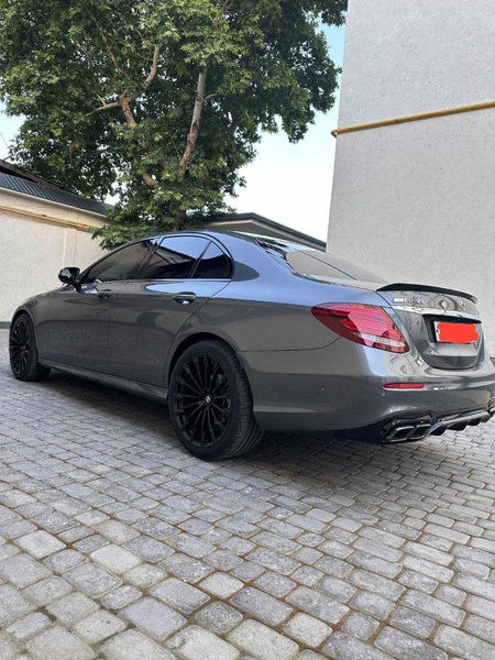 Продается Mercedes Benz E 213