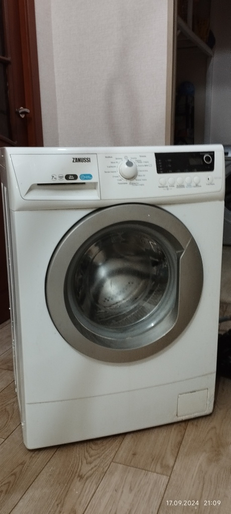 Стиральная машинка Zanussi
