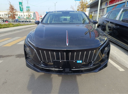 Hongqi e-qm5 500km restayling