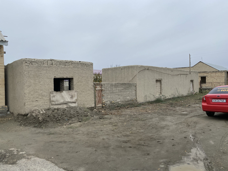 Hovli sotiladi. Shofirkon tumani