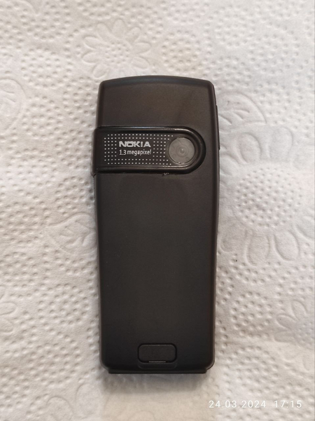 Nokia 6230i . Регестрация IMEI есть. Флешка имеется..