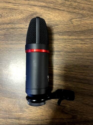 Focusrite scarlett solo mikrafon sotladi