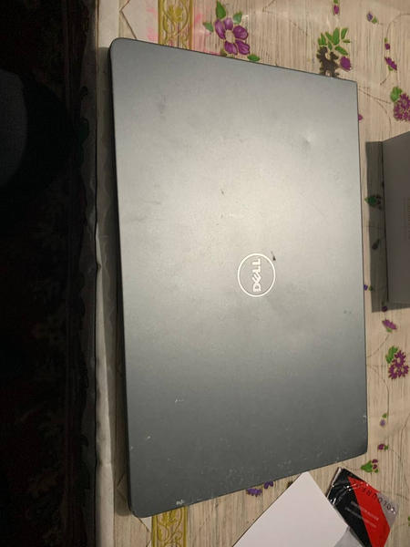 Noutbuk dell vostro 5568  core i3 7th
