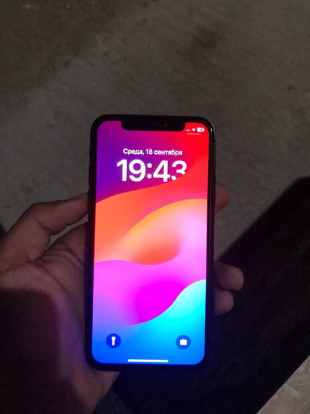 Iphone xs sotiladi