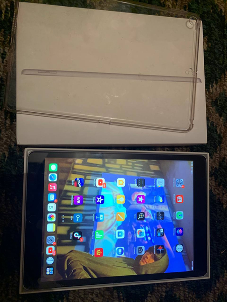 Ipad 9 64 gb karopka